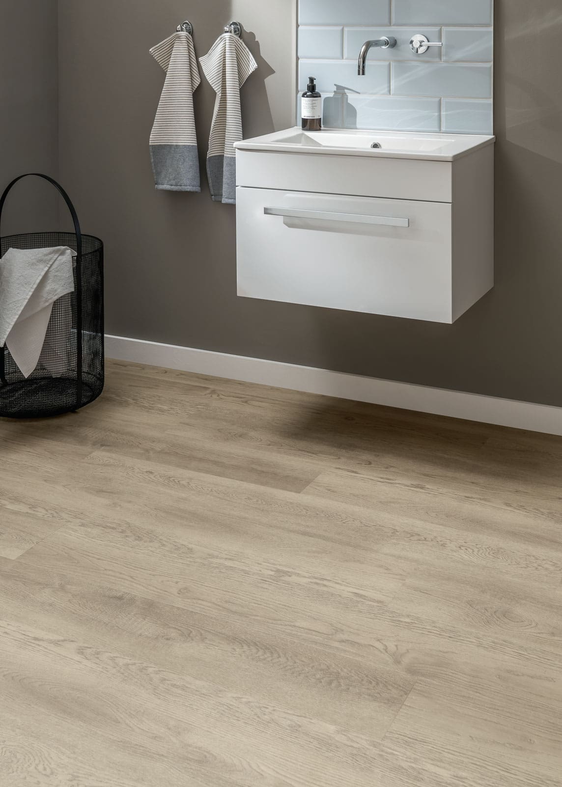 Amtico Click Smart Nimbus Oak | Buy Amtico Click Smart Flooring