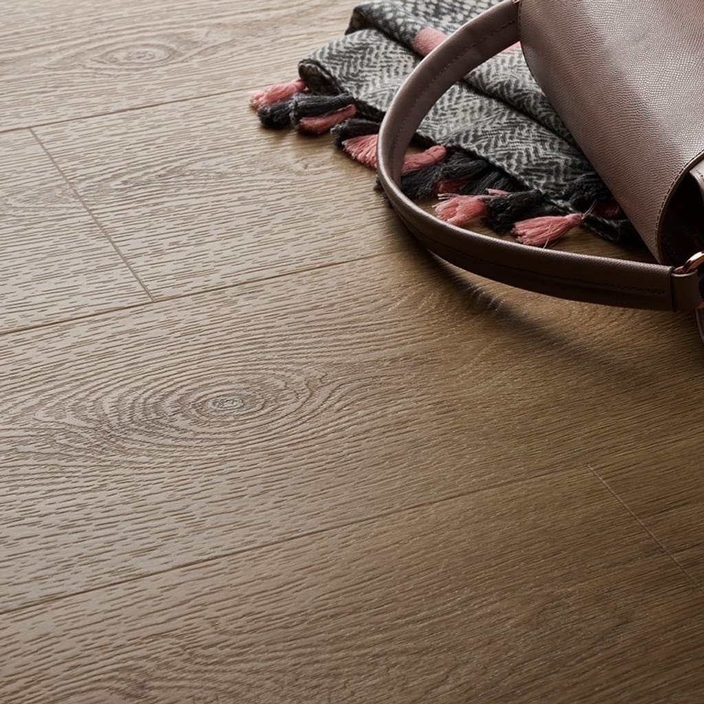 Textures Light Oak Plank TP10 Luxury Vinyl Flooring (LVT) | Grosvenor ...
